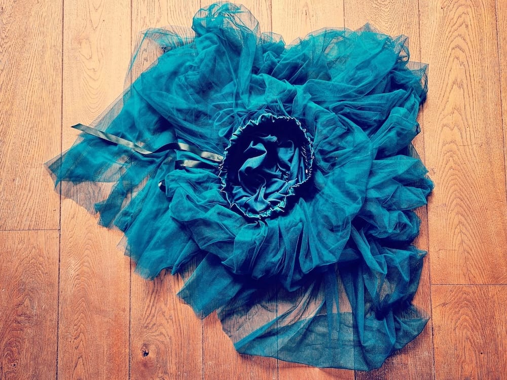 Die ene kleur die je leven verandert, hij lag achterin je kast ...